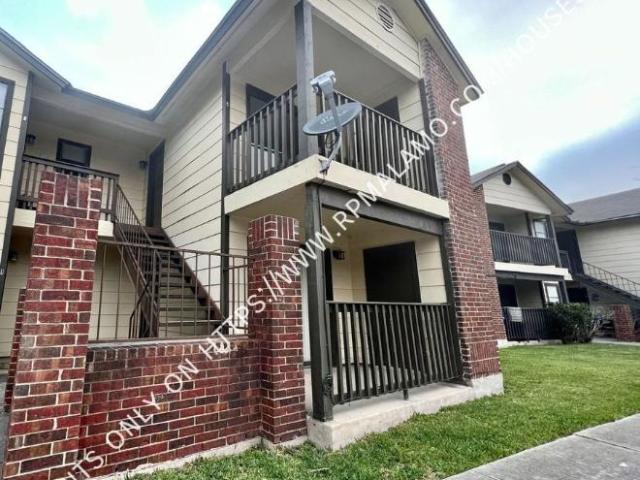 2 Br, 1 bath, Condo 810 Station Street