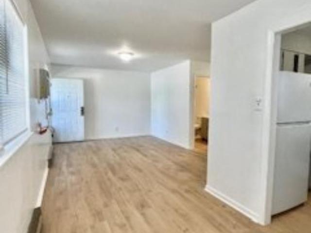 2 Br, 1 bath, Condo 812 S Alston Ave