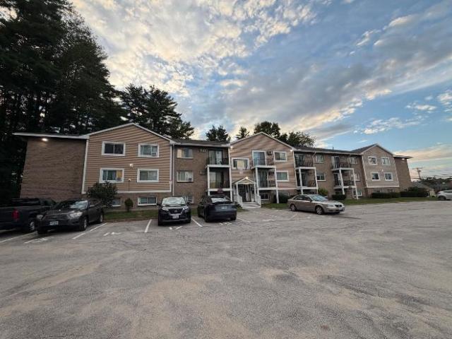 2 Br, 1 bath, Condo 81 Fisherville Road
