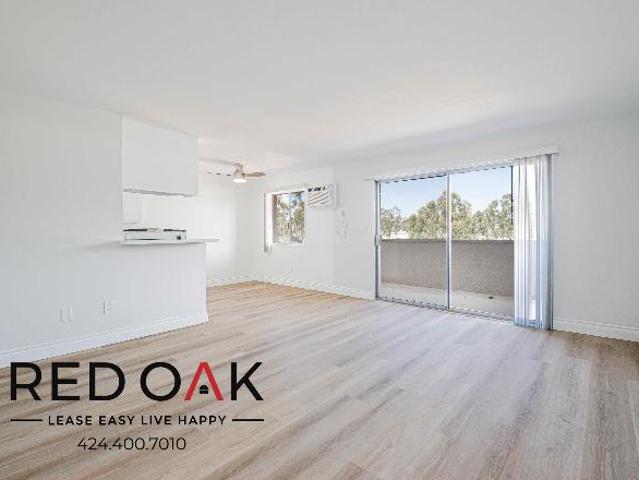 2 Br, 1 bath, Condo 821 N Wilcox