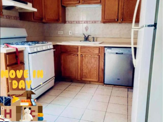 2 Br, 1 bath, Condo 8251 S King Drive