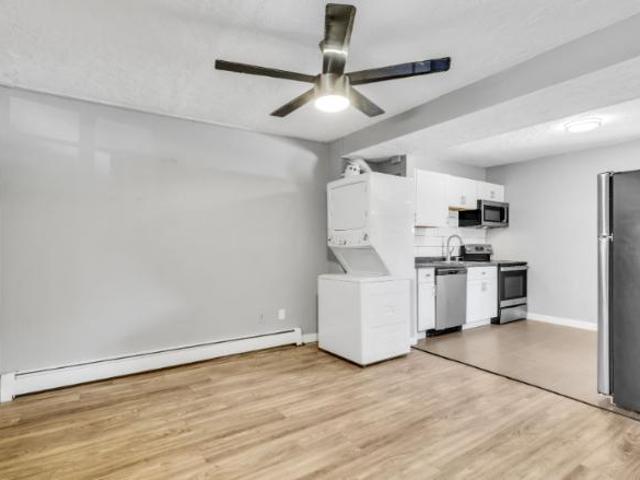 2 Br, 1 bath, Condo 825 12th Street