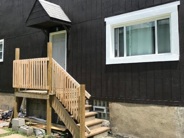 2 Br, 1 bath, Condo 825 Drey Street