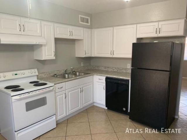 2 Br, 1 bath, Condo 8315 N 61st Avenue