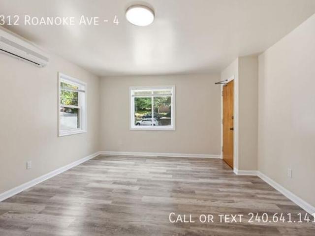 2 Br, 1 bath, Condo 8312 Roanoke Ave