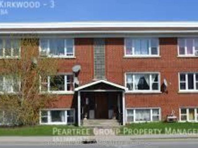 2 Br, 1 bath, Condo 831 Kirkwood