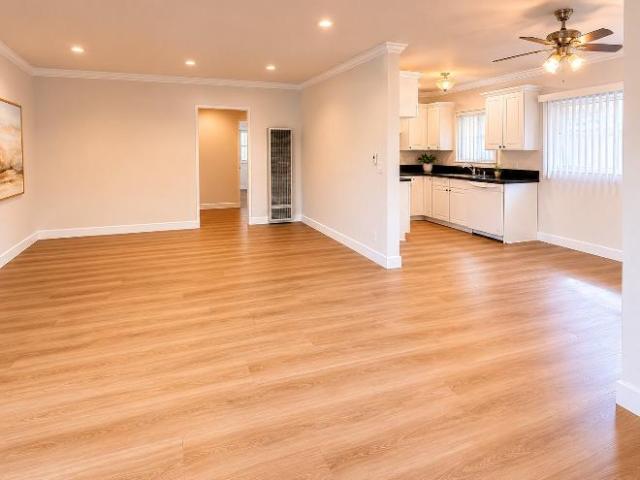 2 Br, 1 bath, Condo 8324 Manchester Ave