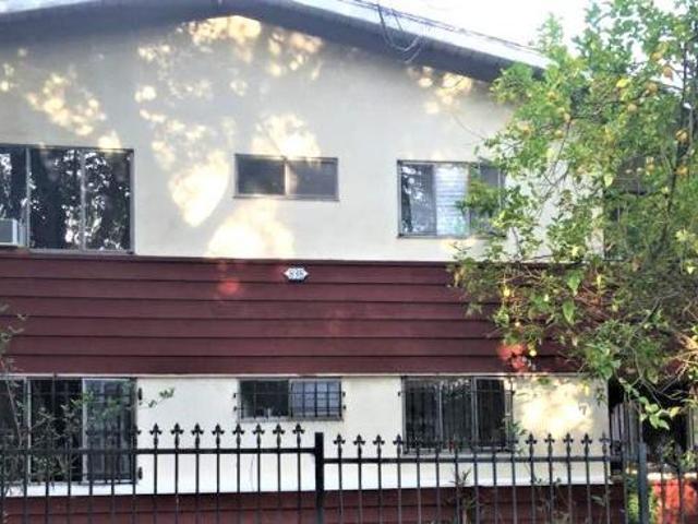 2 Br, 1 bath, Condo 838 North Hayworth Ave