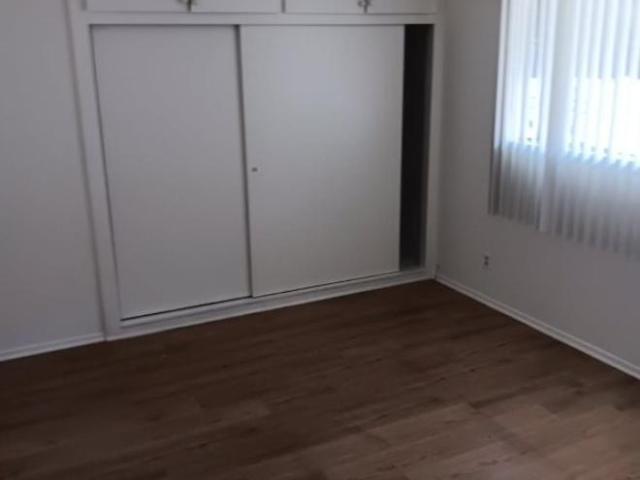 2 Br, 1 bath, Condo 844 South Marengo Ave