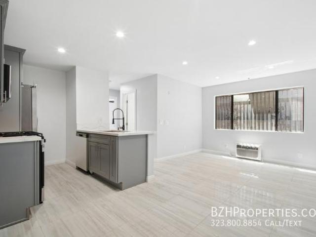 2 Br, 1 bath, Condo 852 N Bunker Hill Ave