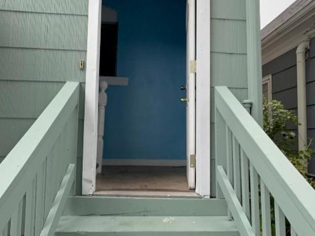 2 Br, 1 bath, Condo 85 Edwin St