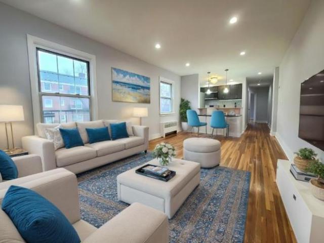 2 Br, 1 bath, Condo 85 Forest Hill Pkwy