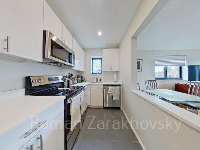 2 Br, 1 bath, Condo 85 Sutherland Road
