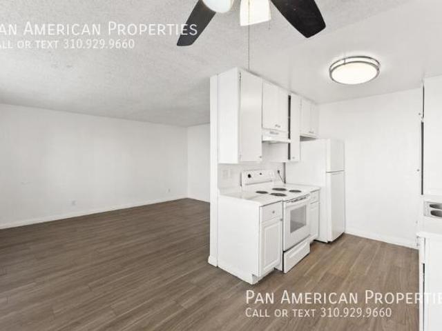 2 Br, 1 bath, Condo 863 S Mollison Ave