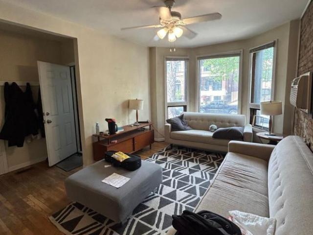 2 Br, 1 bath, Condo 863 W Lill Ave