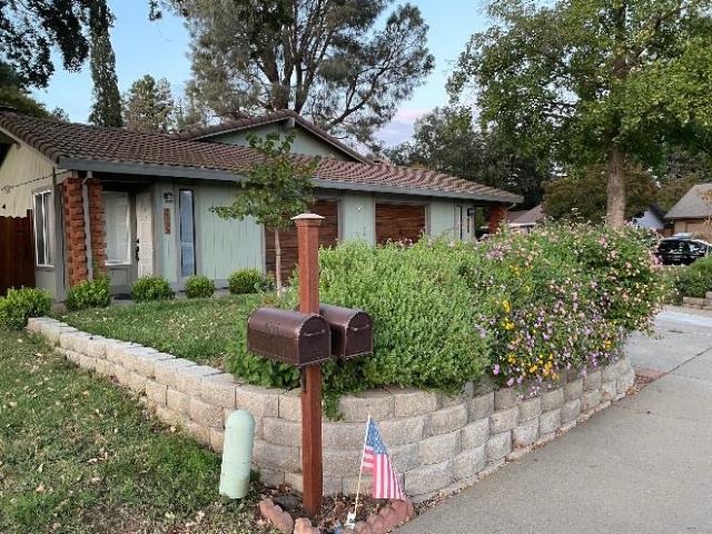 2 Br, 1 bath, Condo 8765 Brigham Way