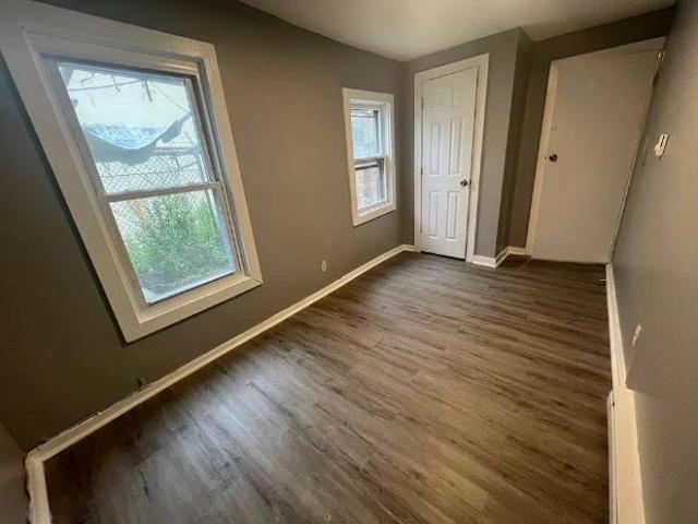 2 Br, 1 bath, Condo 93 Spruce St