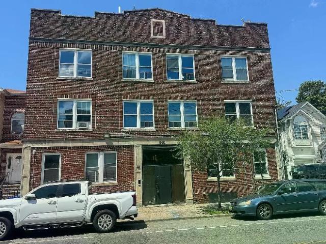 2 Br, 1 bath, Condo 901 Bergen St