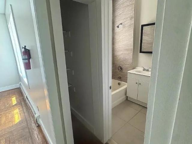 2 Br, 1 bath, Condo 901 Bergen Street
