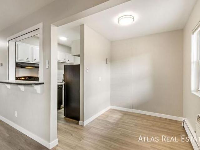 2 Br, 1 bath, Condo 901 S Taft Hill Road