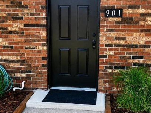 2 Br, 1 bath, Condo 901 S Taylor Rd