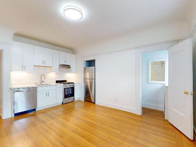 2 Br, 1 bath, Condo 903 Pine Street