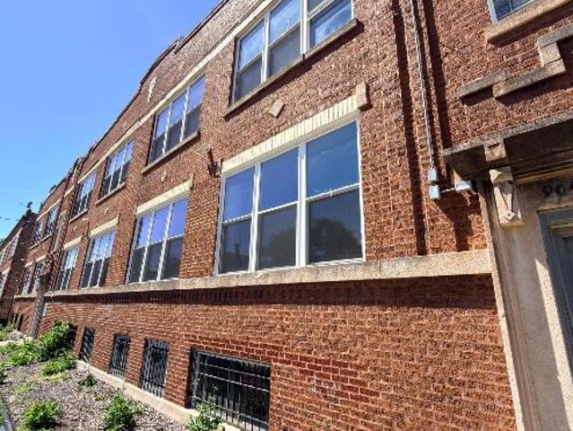 2 Br, 1 bath, Condo 904 W 68th St