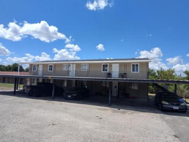 2 Br, 1 bath, Condo 905 N Main Street