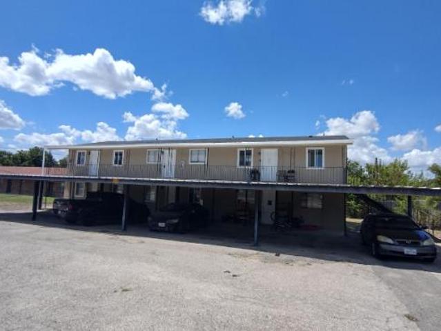 2 Br, 1 bath, Condo 905 N Main Street
