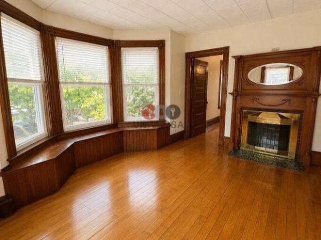 2 Br, 1 bath, Condo 909 State St