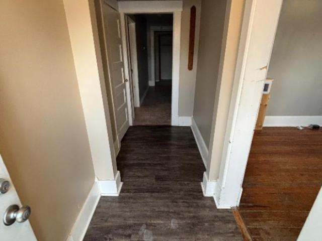 2 Br, 1 bath, Condo 913 N Main St