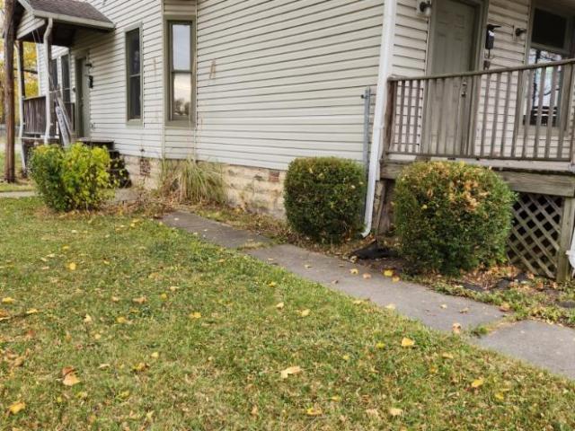 2 Br, 1 bath, Condo 913 South Limestone St