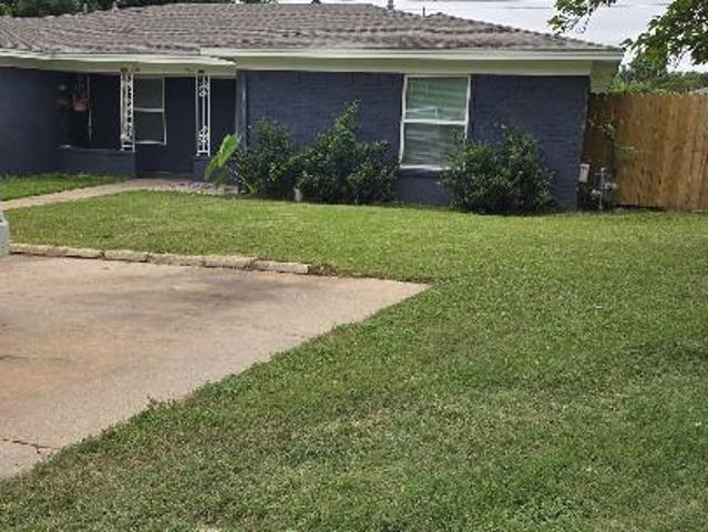 2 Br, 1 bath, Condo 918 Lindy Ct