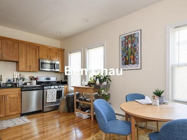 2 Br, 1 bath, Condo 91 Tremont St