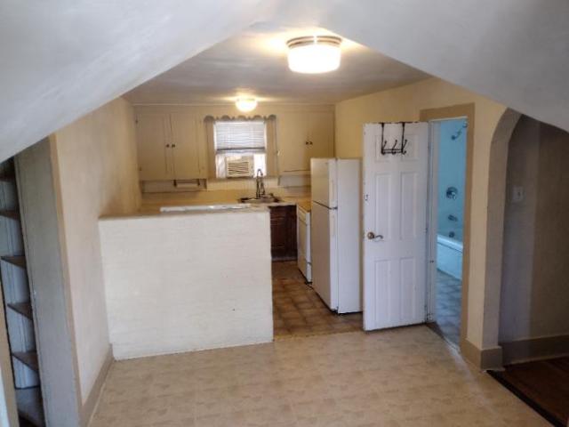 2 Br, 1 bath, Condo 921 Carteret Ave