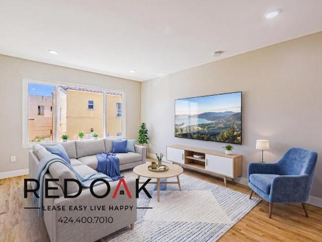 2 Br, 1 bath, Condo 921 W 82nd Street