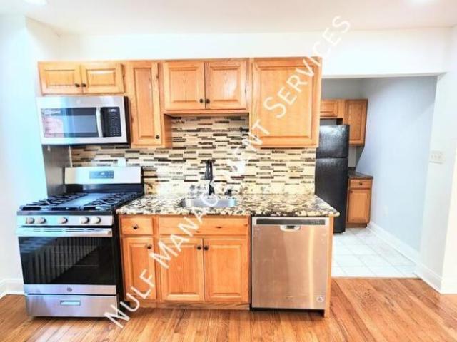 2 Br, 1 bath, Condo 930 Portland Street
