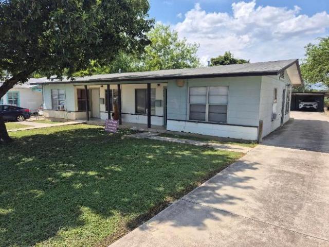 2 Br, 1 bath, Condo 935 Avondale