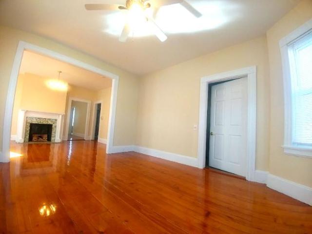 2 Br, 1 bath, Condo 97 Barrows St