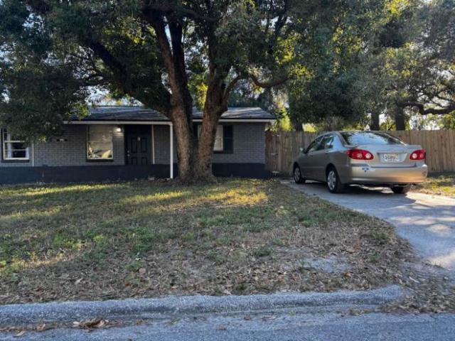 2 Br, 1 bath, Condo 9410 N 11th St