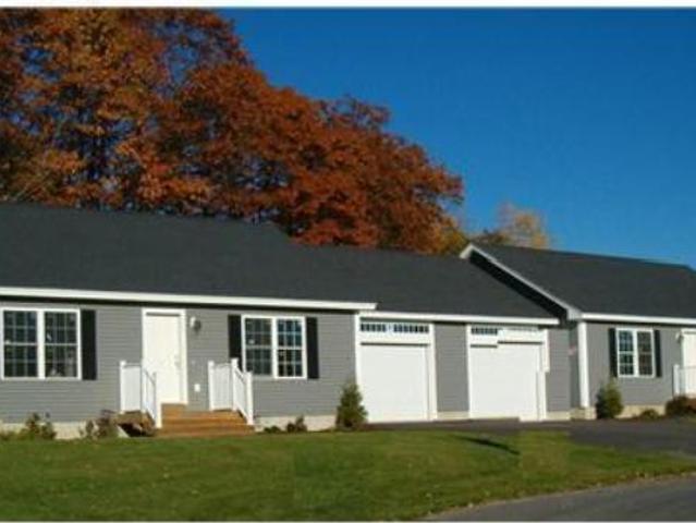 2 Br, 1 bath, Condo 94 Streamside Ln