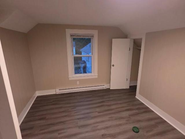 2 Br, 1 bath, Condo 95 Maple St
