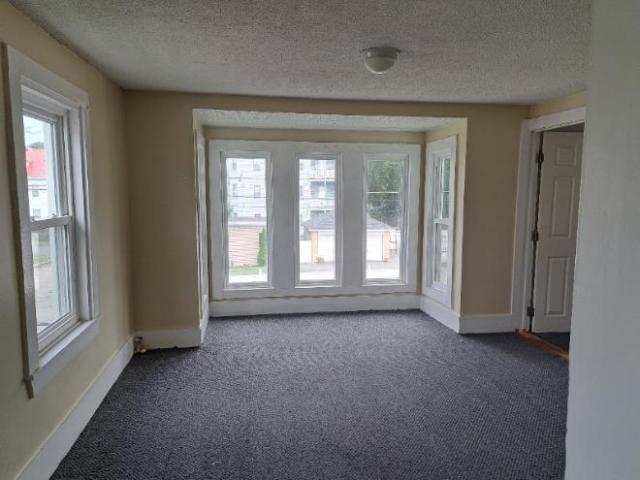 2 Br, 1 bath, Condo 96 Calmar Street