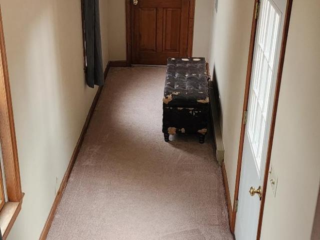 2 Br, 1 bath, Condo 985 Mammoth Rd
