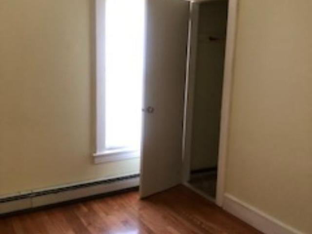 2 Br, 1 bath, Condo 999 Otis Street