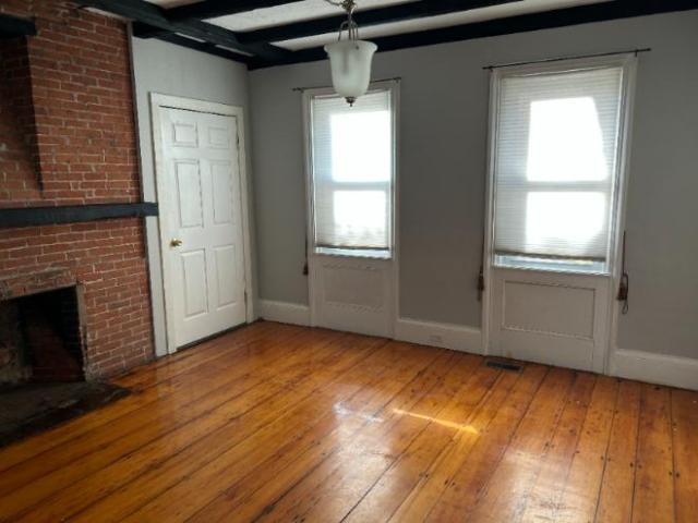 2 Br, 1 bath, Condo 13 Bradford Rd