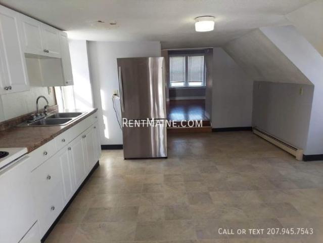 2 Br, 1 bath, Condo 13 Front Street