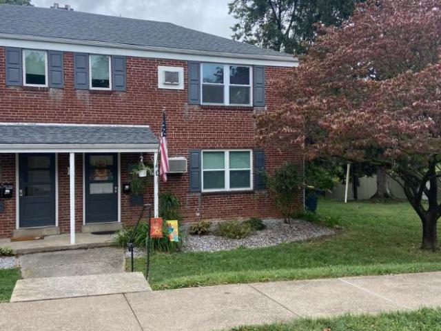 2 Br, 1 bath, Condo 13 S 19th St