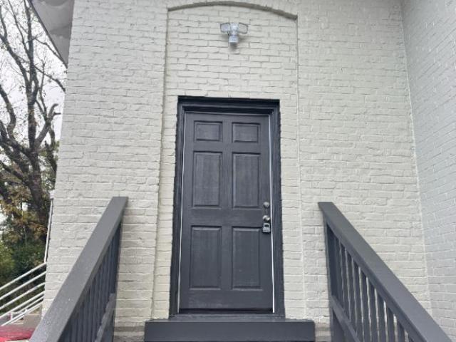 2 Br, 1 bath, Condo 13 Smythe St