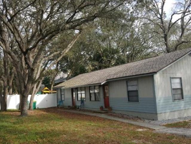 2 Br, 1 bath, Condo 1000 Poinsettia Ave